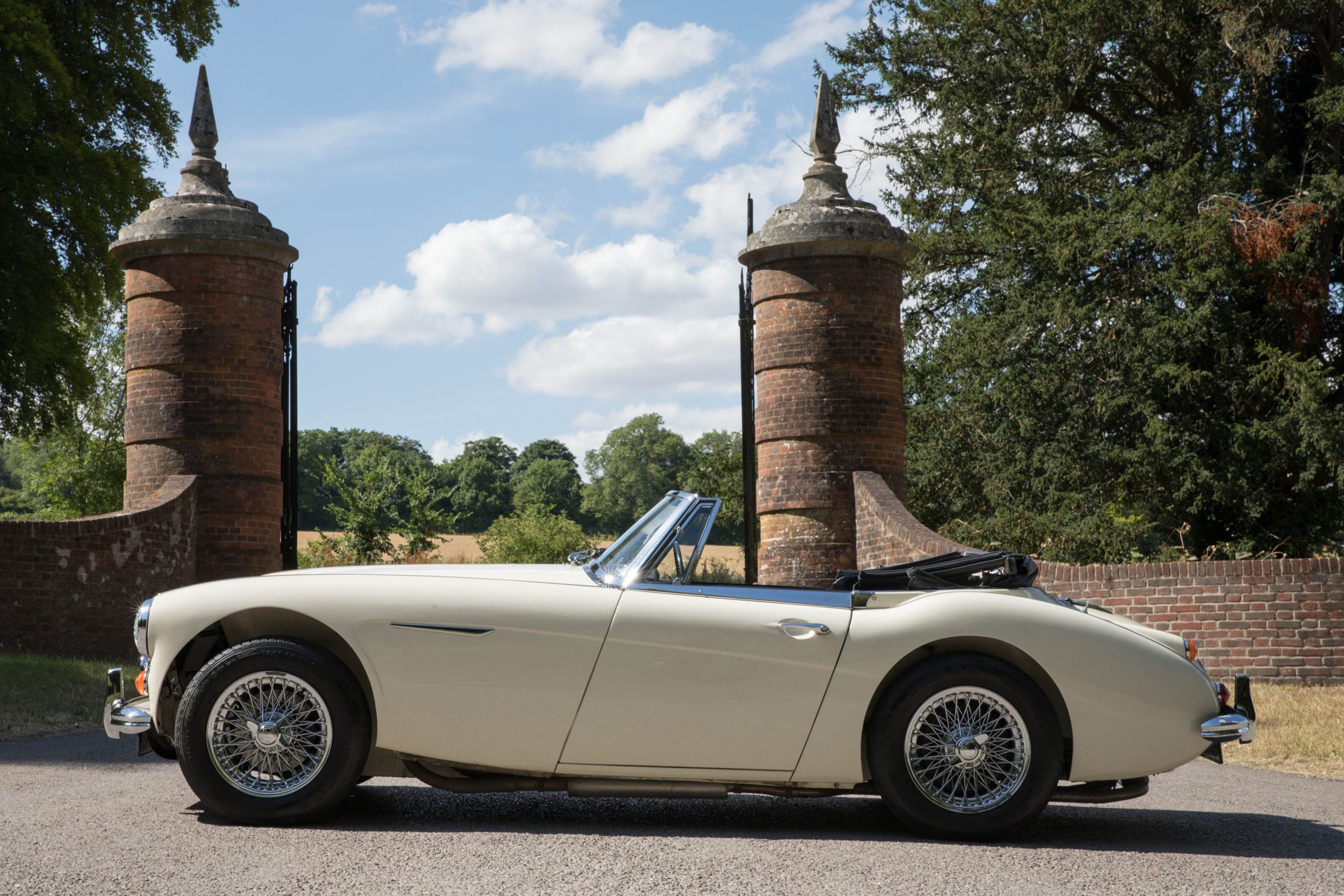 1966 Austin Healey 3000 MKIII | Ivory White, UK RHD - Rawles Motorsport ...